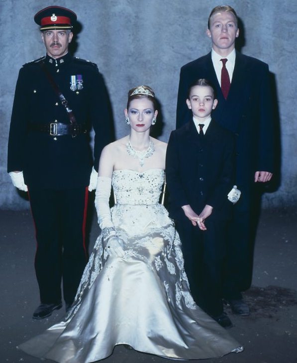 FILM REVIEW: EDWARD II – NICOLE V. GAGNÉ